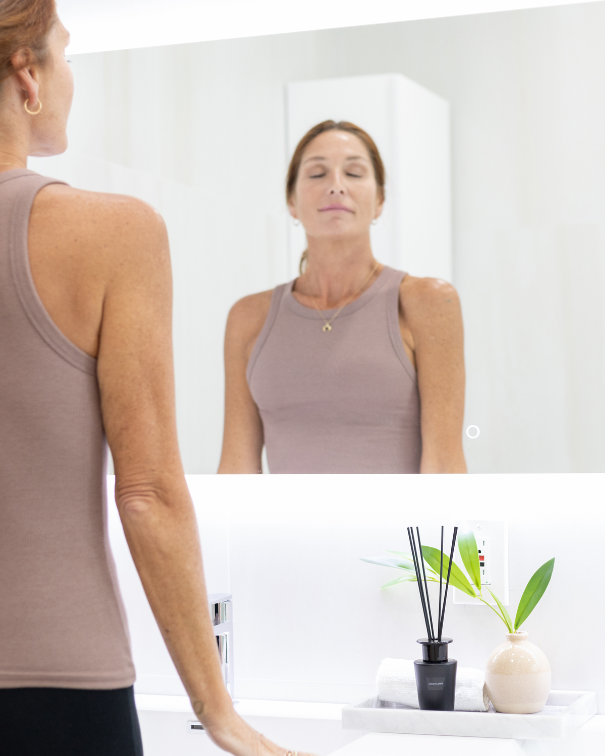 Escapade Reed Diffuser – Flying Tomato